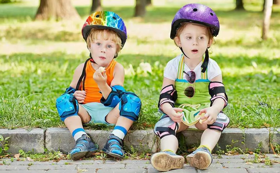Color Gradient Skateboard Helmet for Toddler Kids Youth Adult Girls ...
