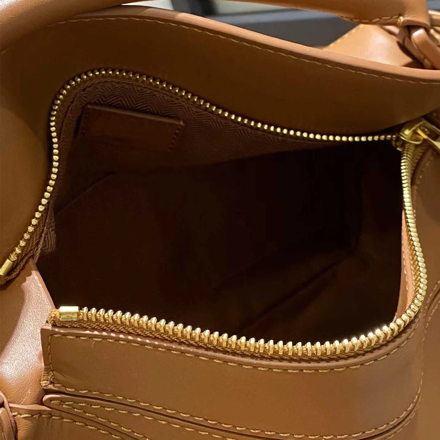 Designer Shoulder Bag L Home Leather Handbag Pillow Shape with Wide ...