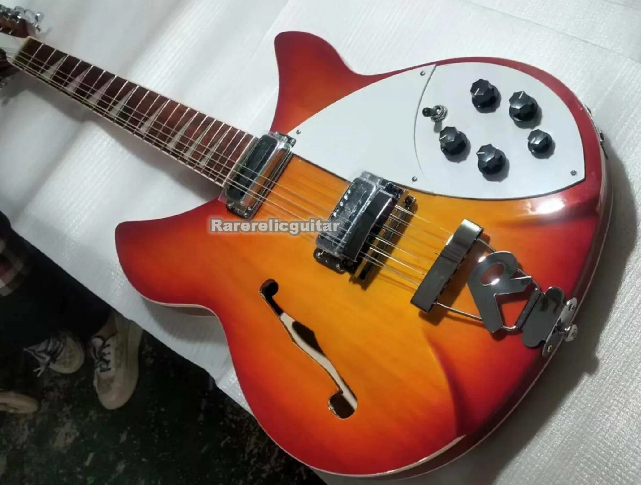 330 Style Semi Hollow Electric Semi Hollow Guitar With Fire Glo Finish ...