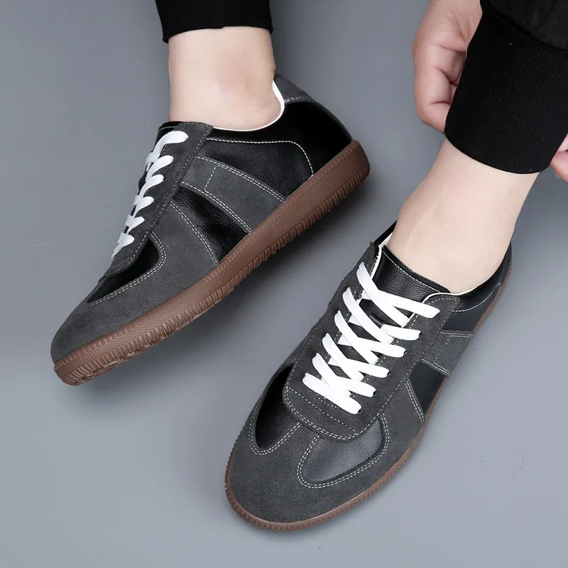 Bulk 2025 Autumn Men's Retro Weightlifting Shoes Men Versatile, Flat ...