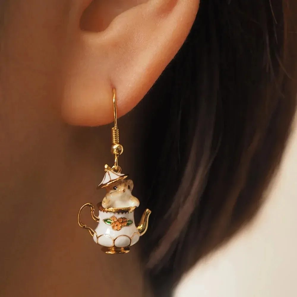 Cute Chipmunk Pendant Necklace And Enamel Mouse Dangle Earrings Jewelry ...