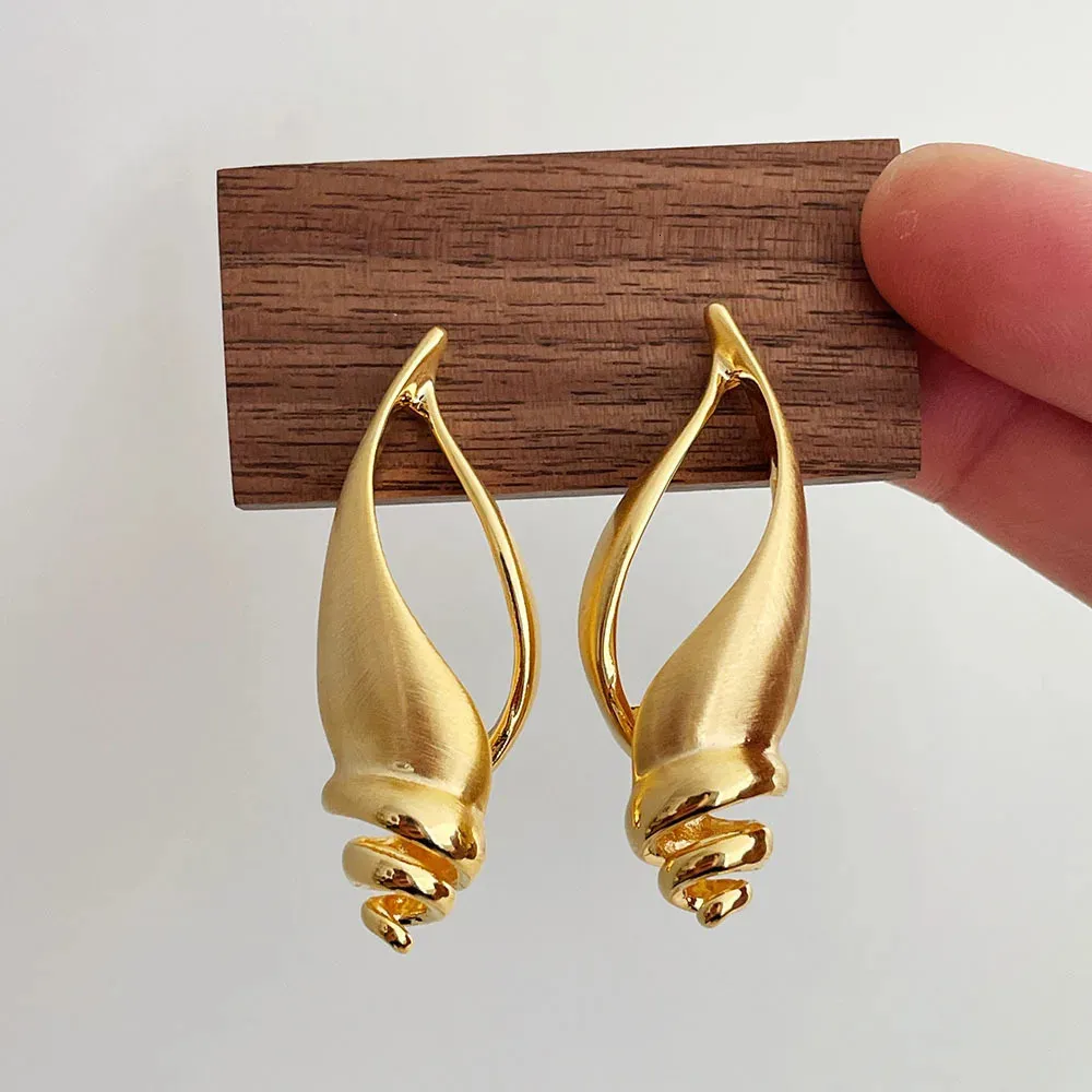 Fashion Jewelry Sweet Korean Temperament Metal Conch Shape Earrings For ...