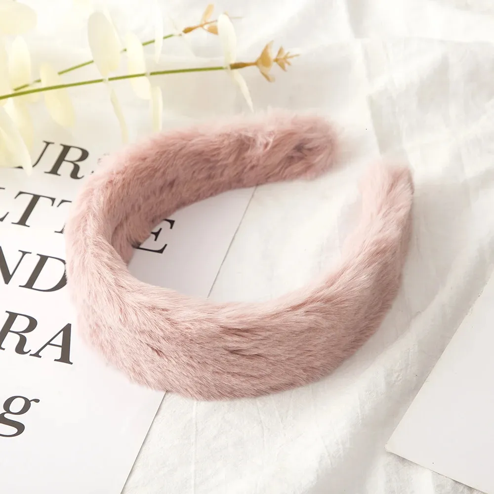 Leopard Velvet Wide Elastic Hairbands with Pearl Decoration Black ...