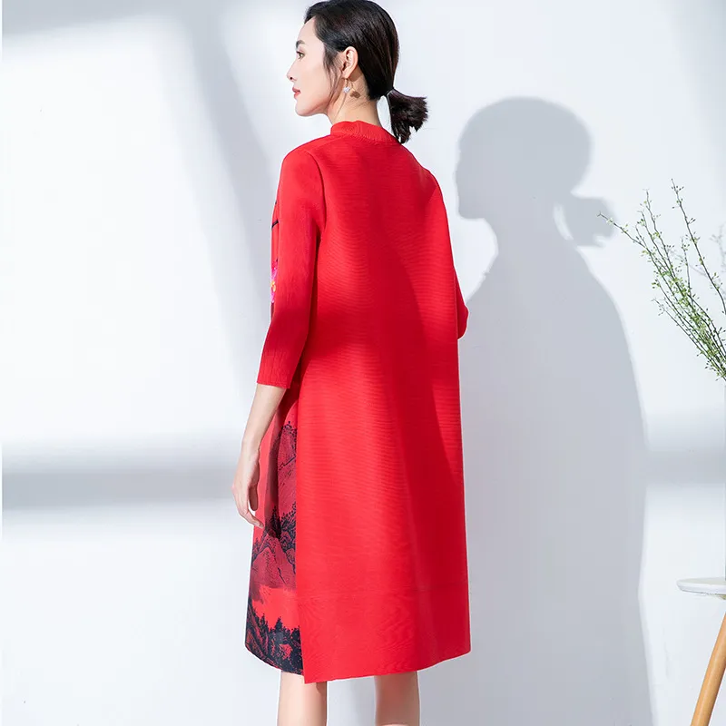Red Long Skirt: New Chinese Style Buttoned Slanted Collar Nanyou Stall ...