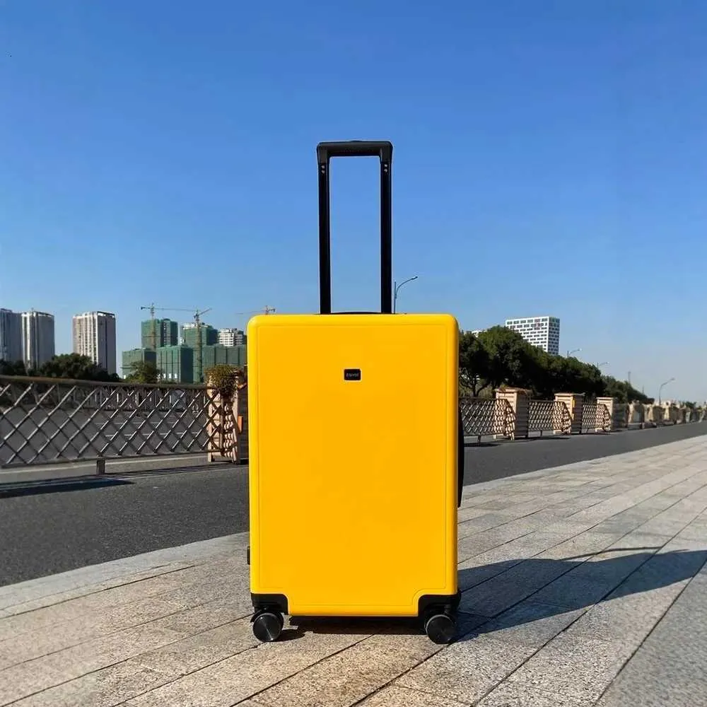 Japanese Minimalist Luggage Set: 24-Inch Ultralight Suitcase for Women ...