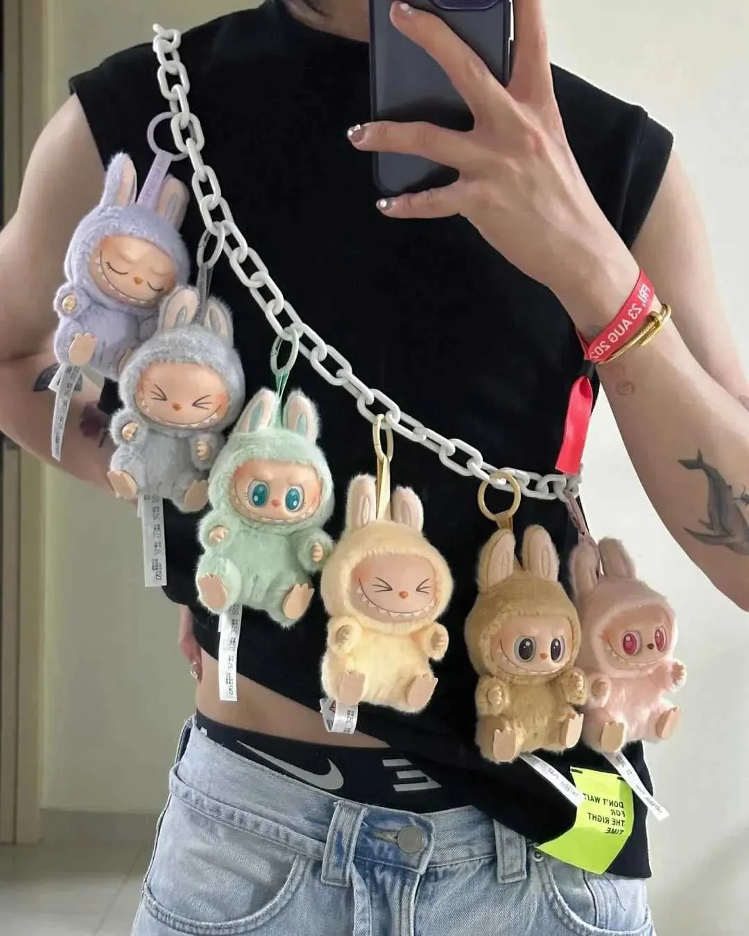 Labubu Sitting Party Macaron Labubu 20 Series Pendant Doll Keychain The ...