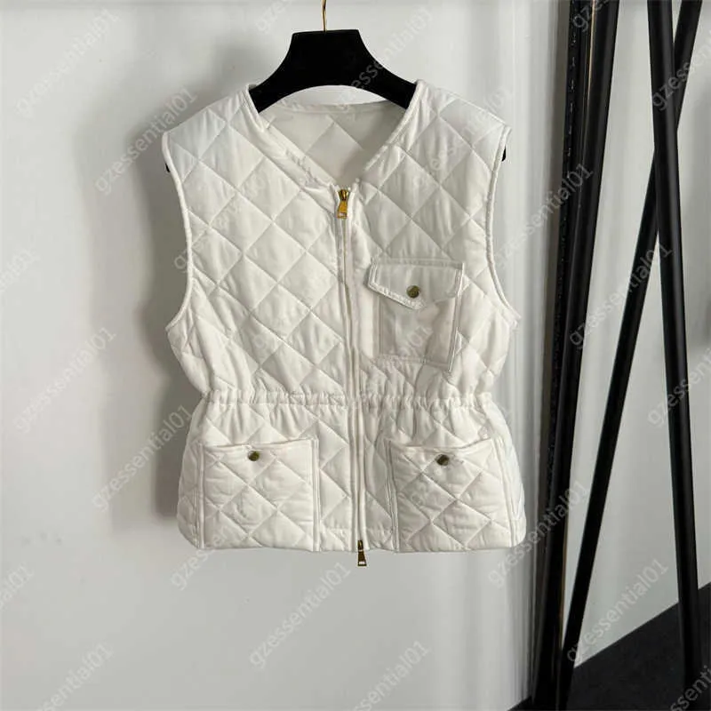 Designer Women's Sleeveless Puffer Jacket Women's With Diamond Grid ...