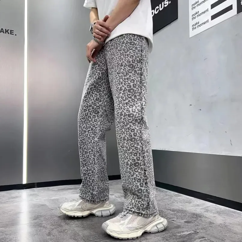 Leopard Print Men's Jeans Light Wash Baggy Casual Straight Pants 240816 ...