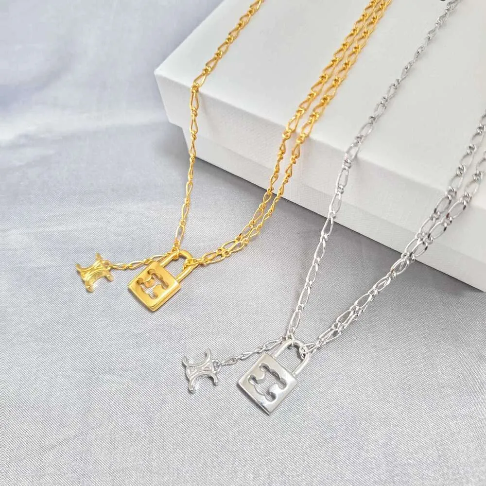 Brand Designer 2025 New Hollow Triumphal Arch Lock Design Pendant ...