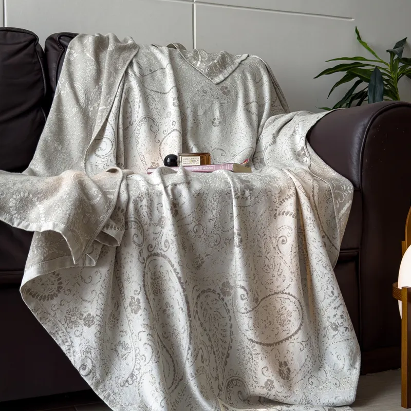 2025 Luxury Jacquard Blanket: Reversible Soft Warm Throw, Premium Class ...