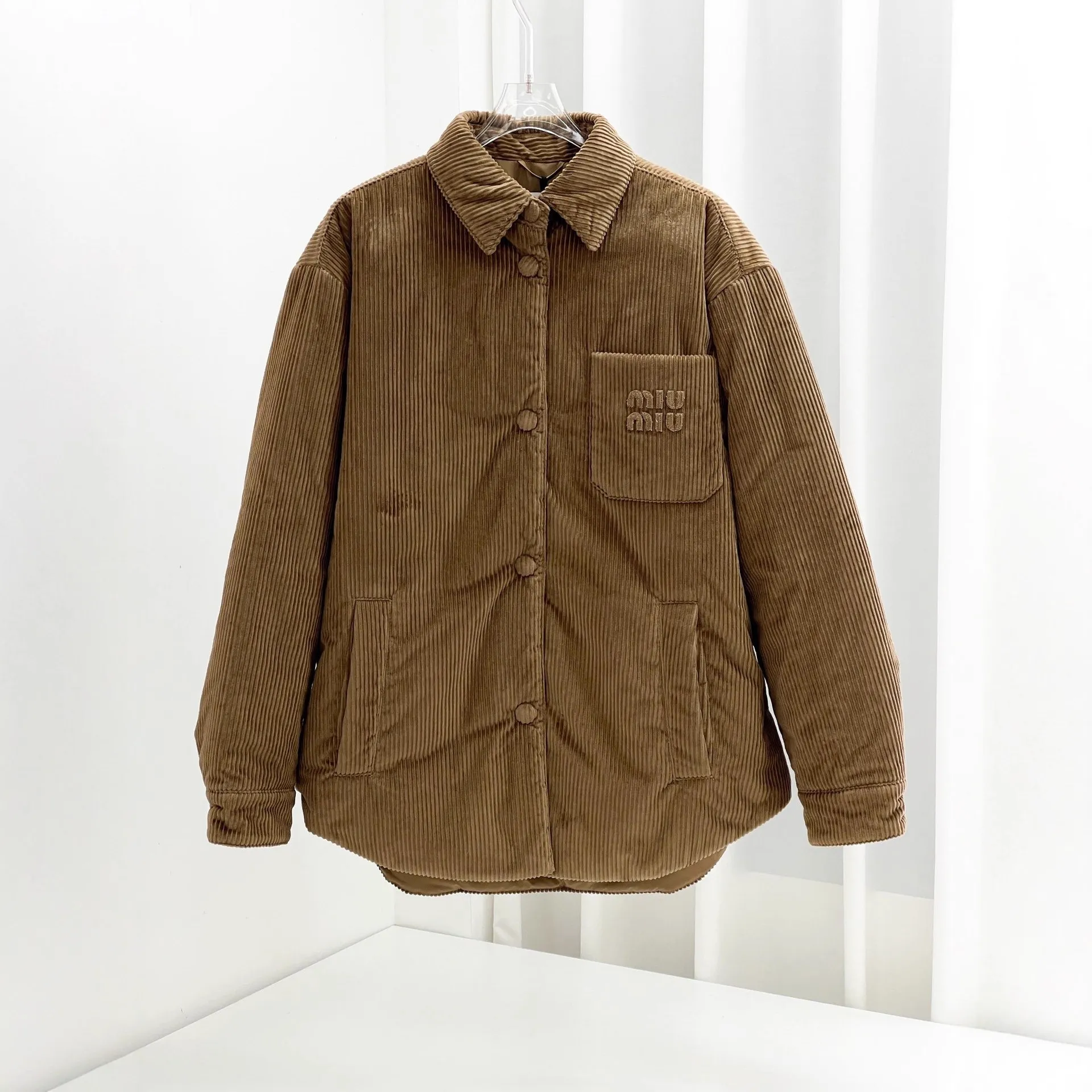 Retro maroon color casual corduroy shirt with zipper closure for winter ...