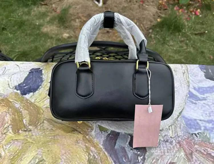 Trendy Handbags 2025: Korean Square Shoulder Bag Versatile Crossbody Commuter Bag For Women From ...