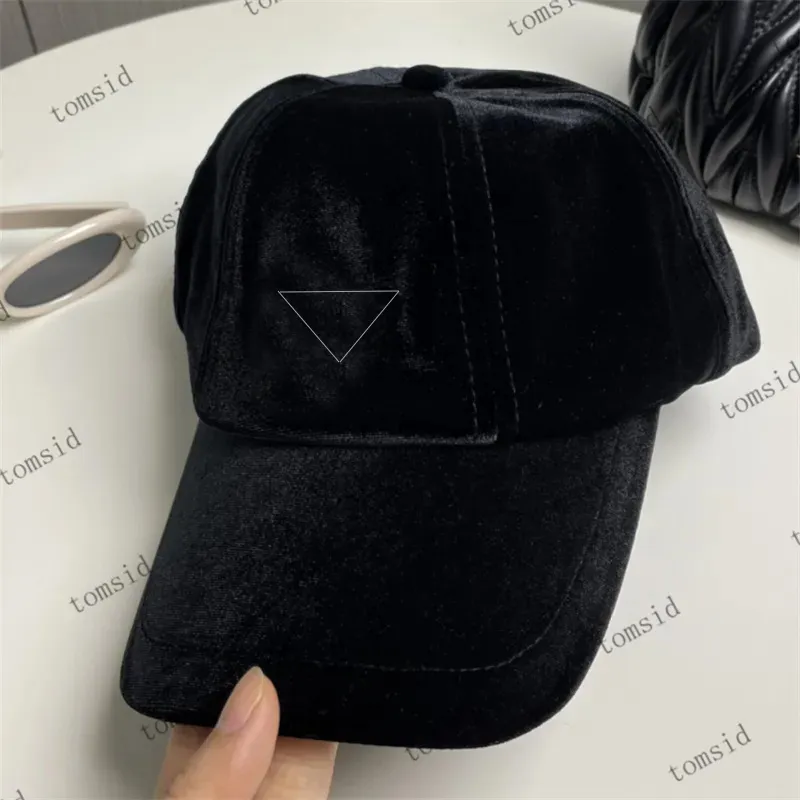 AW Designer Velvet Plush Baseball Caps For Men Women... From Tomsid ...