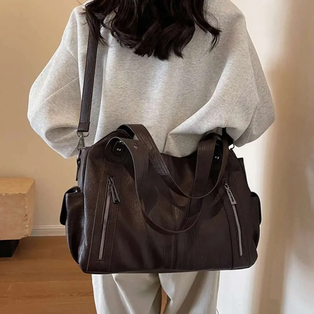 2025 High Quality Contrasting Colors Interior Compartment Soft Shoulder ...