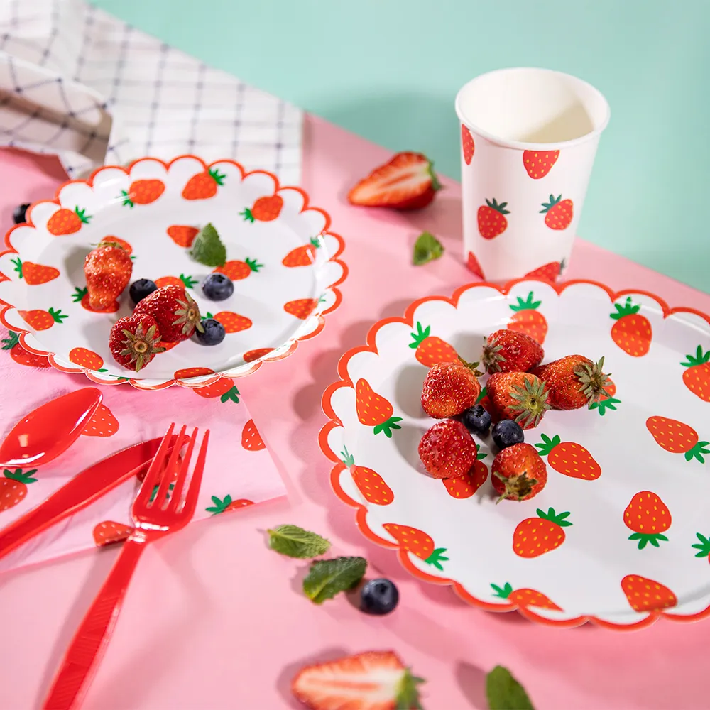 Strawberry Disposable barbie party plates with Paper Plate, Napkins ...