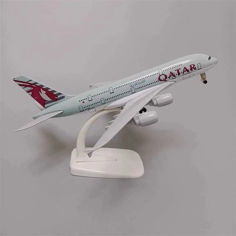 Metal Alloy Boeing 747 Toy Airplane With Diecast Aircraft Landing Gears ...