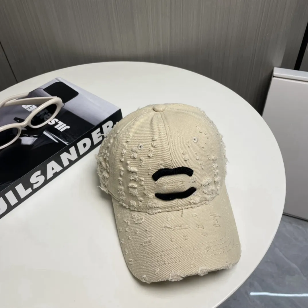 Designer Baseball Caps For Men: Stylish Unisex Hat Fashionable Caps For ...