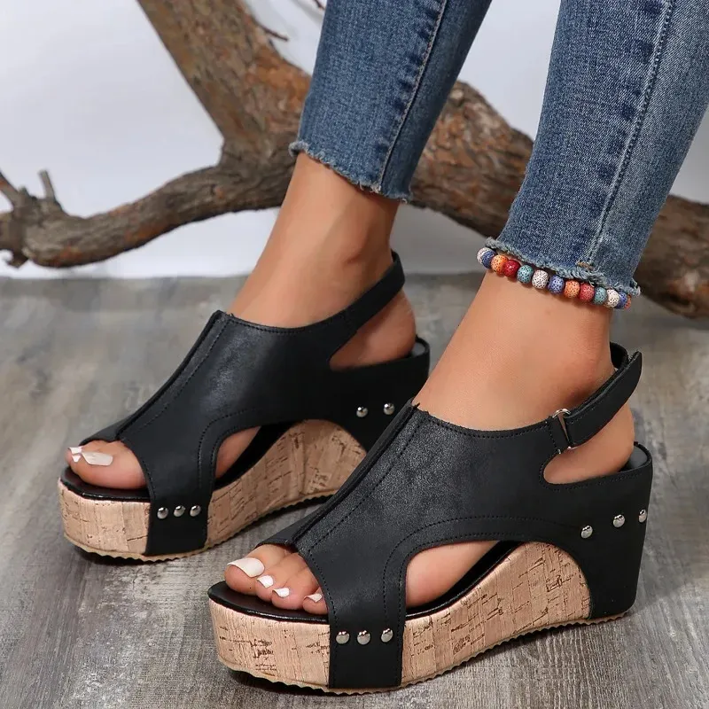 Sandals for Women Peep Toe Wooden Platform Spool Heel Wedges with Hook ...
