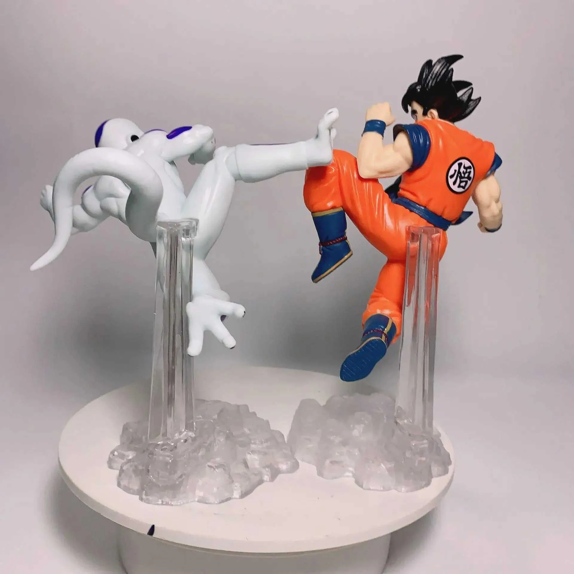 18cm Dragon Ball Z Son Goku Frieza Battle Pose Action Figure PVC ABS ...