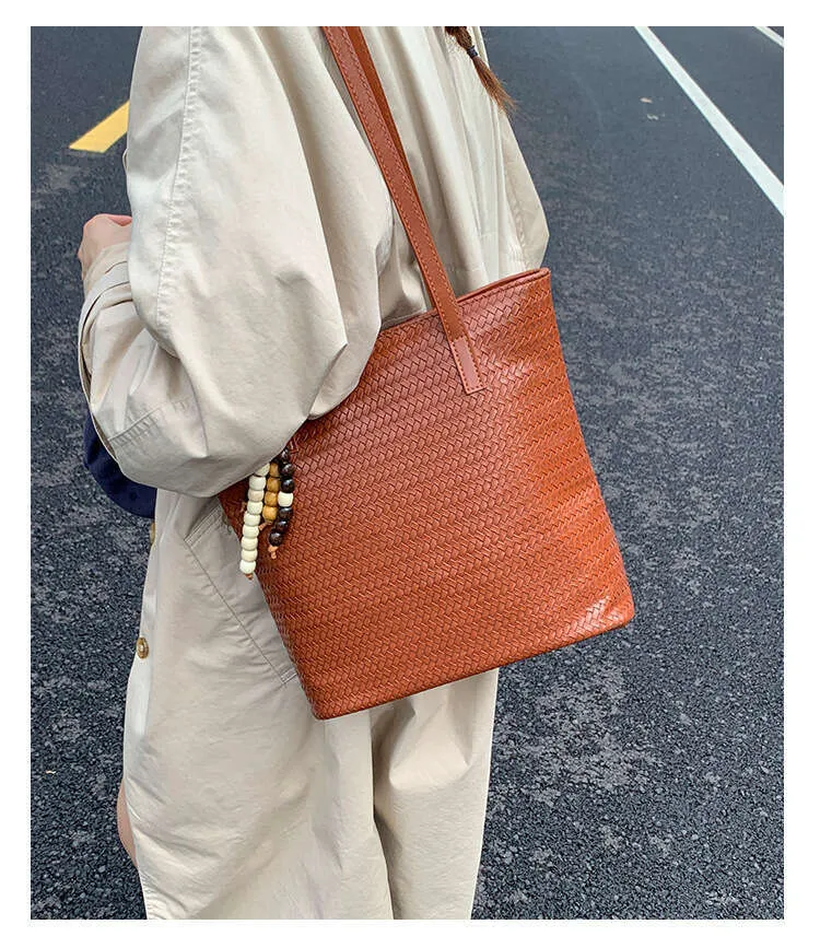 Woven Bucket Bag for Women 2025 New Large Capacity Versatile Shoulder ...