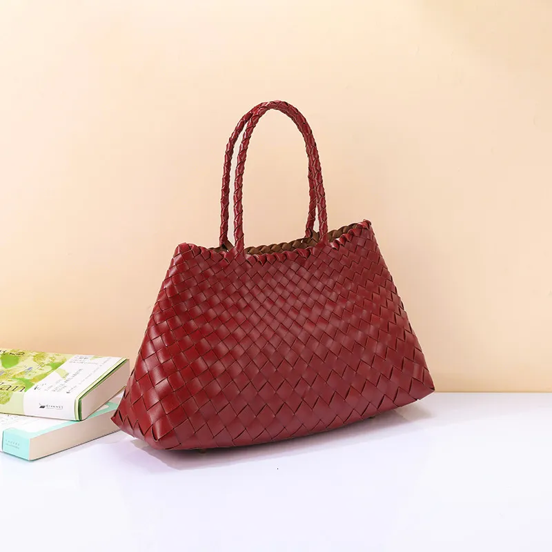 2025 Autumn Handmade Handbag Women's Shoulder Bag French Retro Basket ...