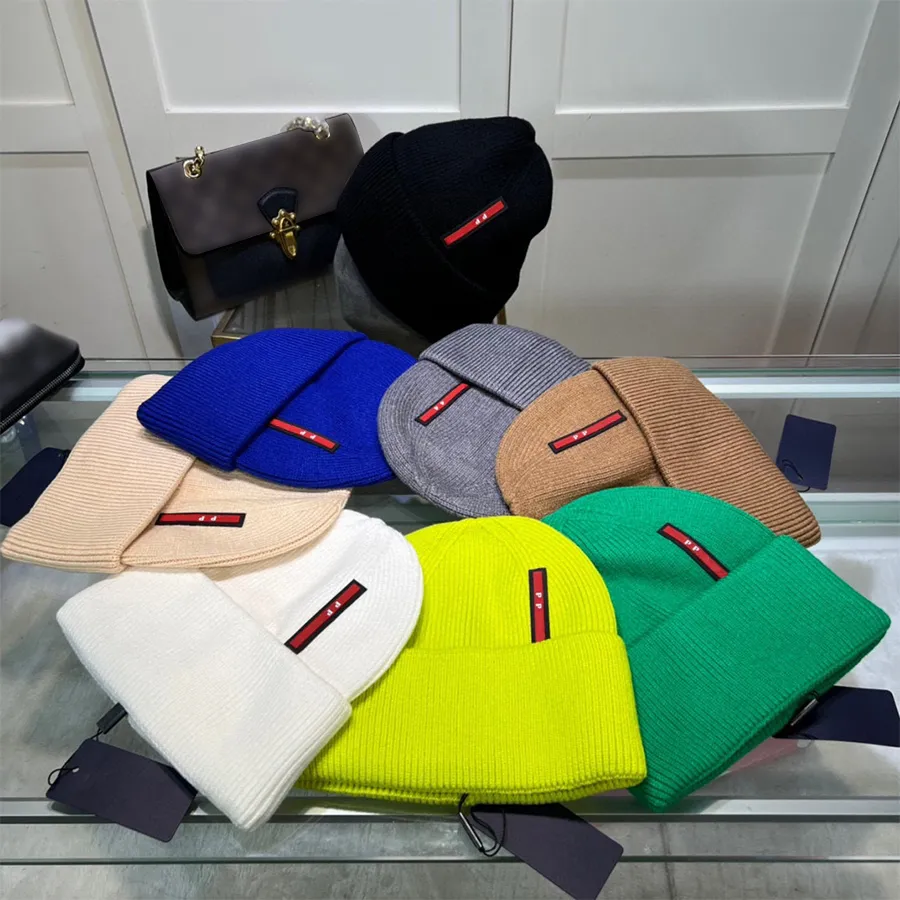 Designer Beanies Windproof Double Layer Knit Hat Warm Outdoor Winter ...