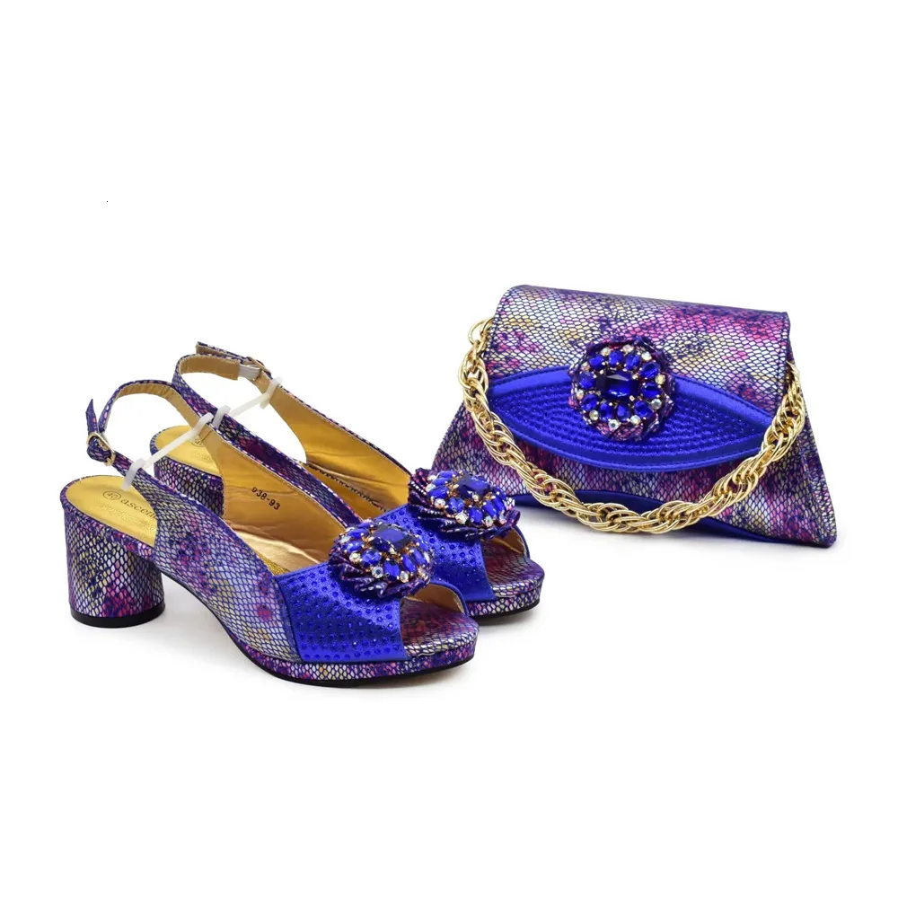 Jeweled sandals for wedding banquet with diamond inlaid handbag and ...
