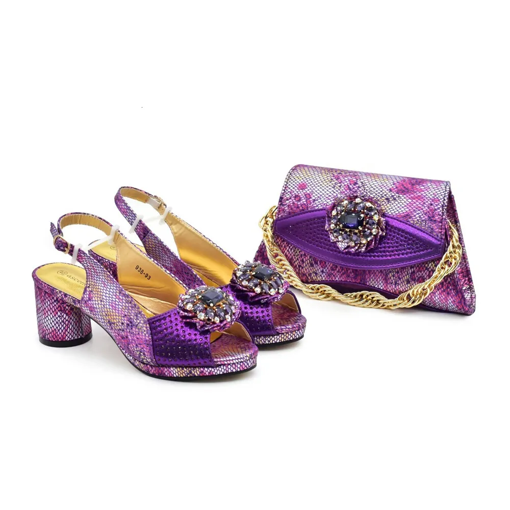 Jeweled sandals for wedding banquet with diamond inlaid handbag and ...