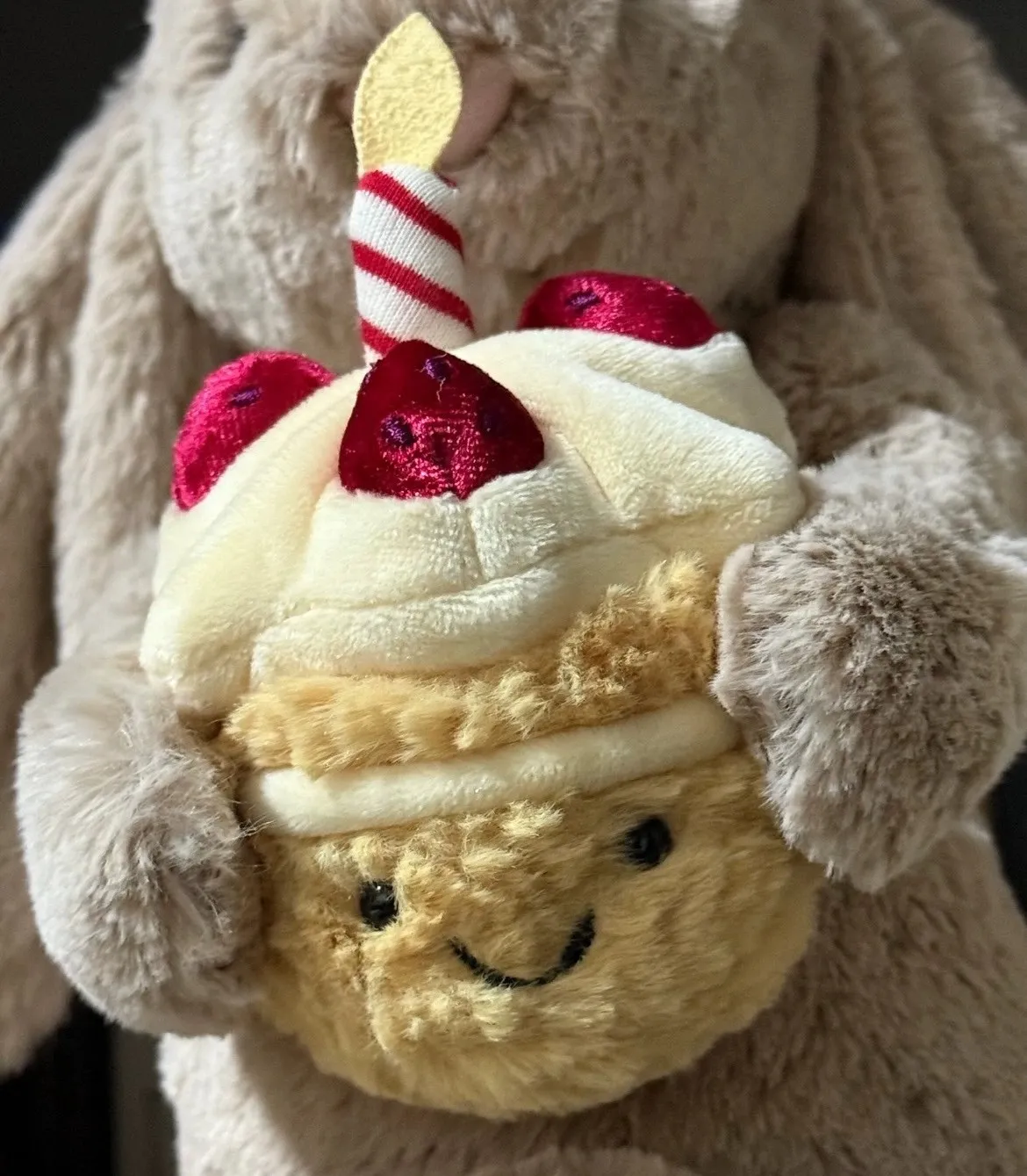 Dolls Jellycat New Hing Bonnie Toy 2 Birthday Cake Plush Shy Rabbit ...