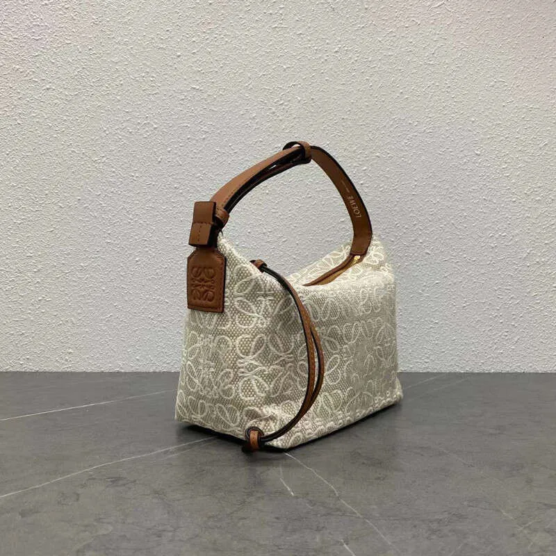 Luojia Women's Summer New Cubi Jacquard Embroidered Lunch Box Single ...