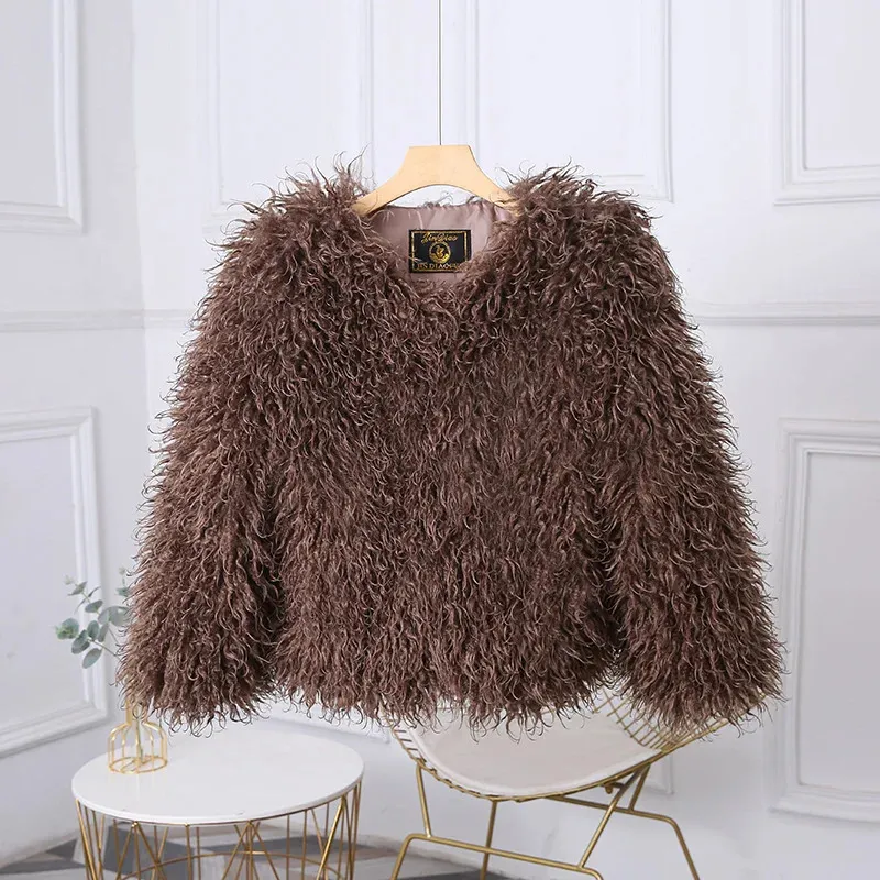 TARUXY Fashion Cropped Faux Fur Coat for Women, Winter Fluffy Short ...