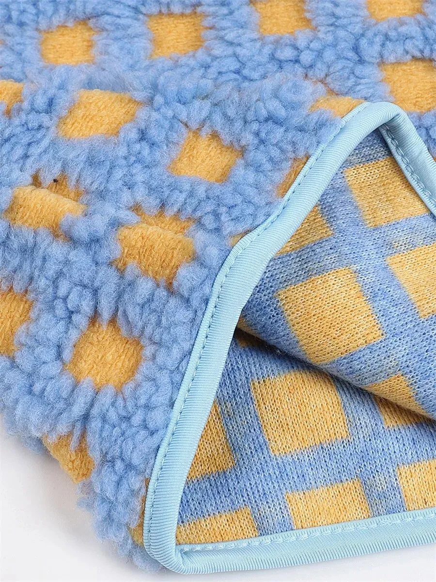 Hirigin Womens Fuzzy Checkered Sleeveless Vest Stand Collar Zip Up ...