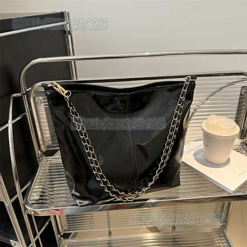 Large Capacity Chain Strap Shoulder Bag for Women Versatile Tote Spring ...