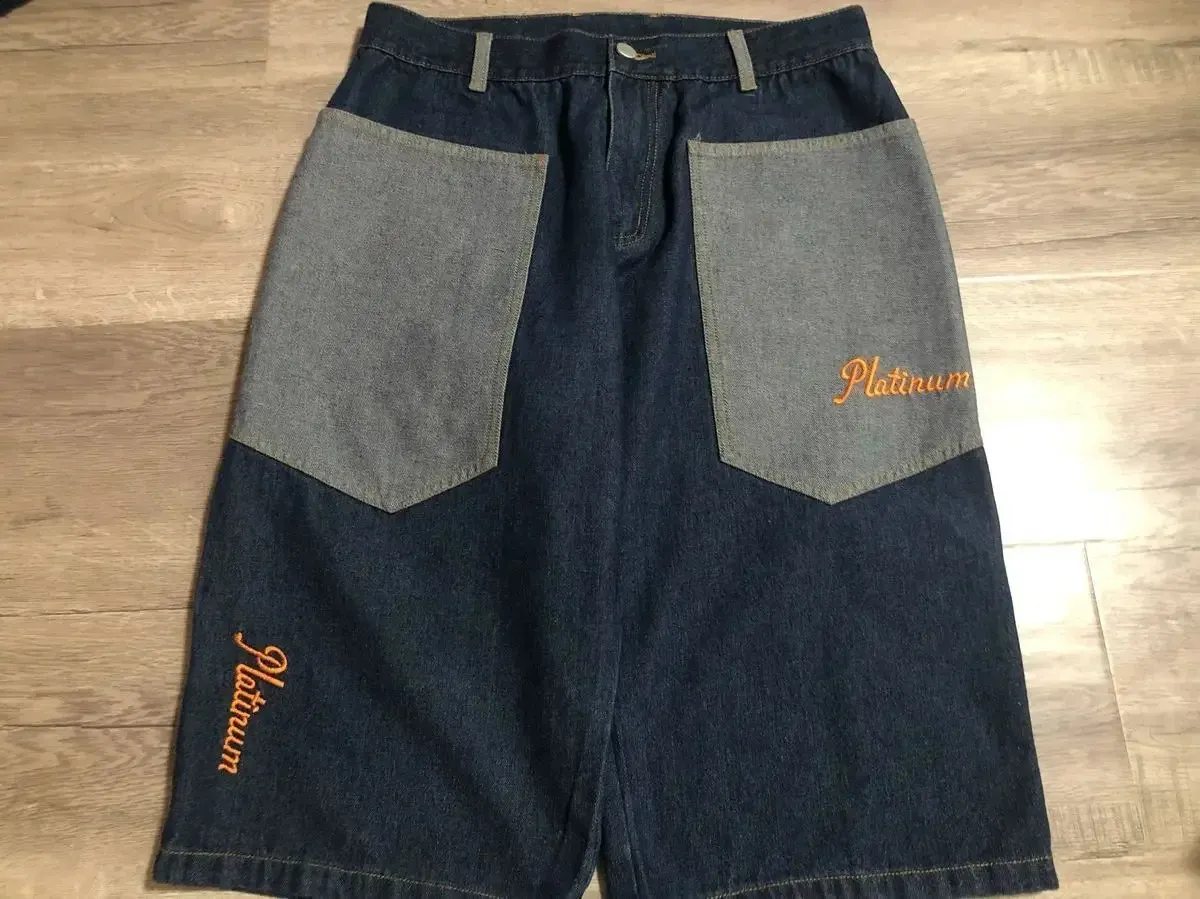 Loose denim shorts American retro Y2K pattern straight-leg hip hop ...