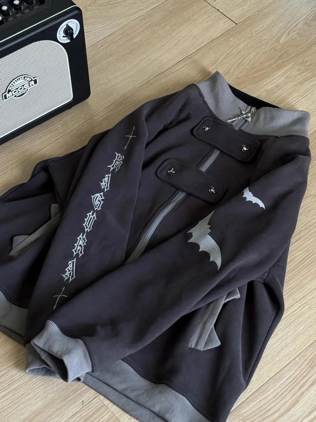 Japanese Subculture Bat Print Stand Collar Loose Sweatshirt Plush Liner ...