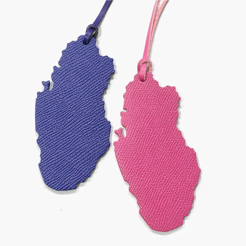 Qatar National Map Pendant Necklace Unique Travel Jewelry Accessory ...