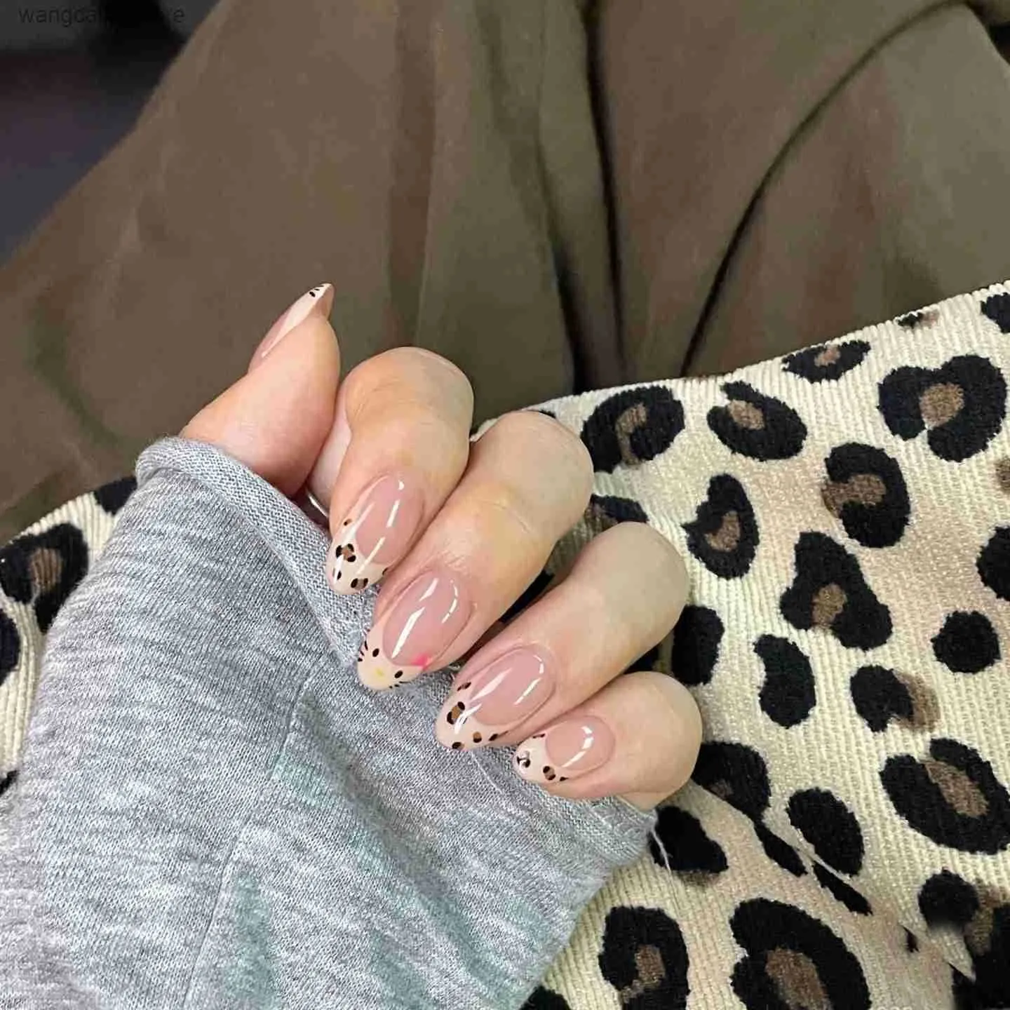 Cute Cat French Leopard Print Wearable Whitening Sweet Spicy Fake Nail ...