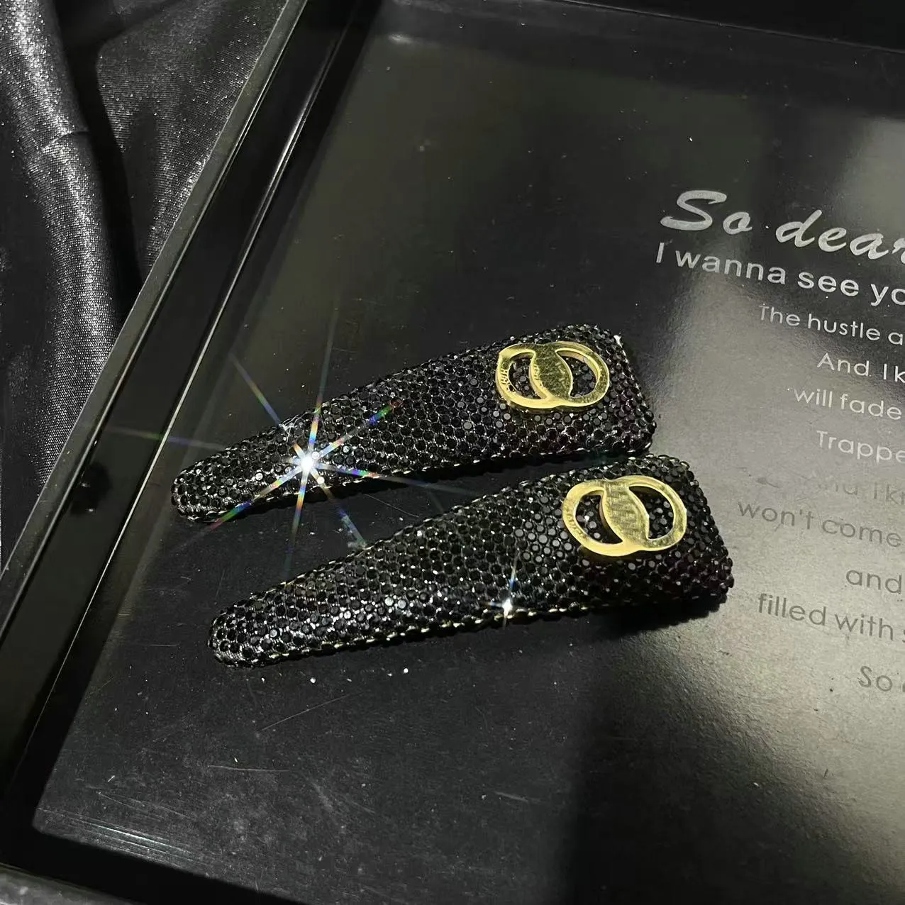 Designer Pink Diamond Hair Clips for Women C Letter BB Clip Vintage ...