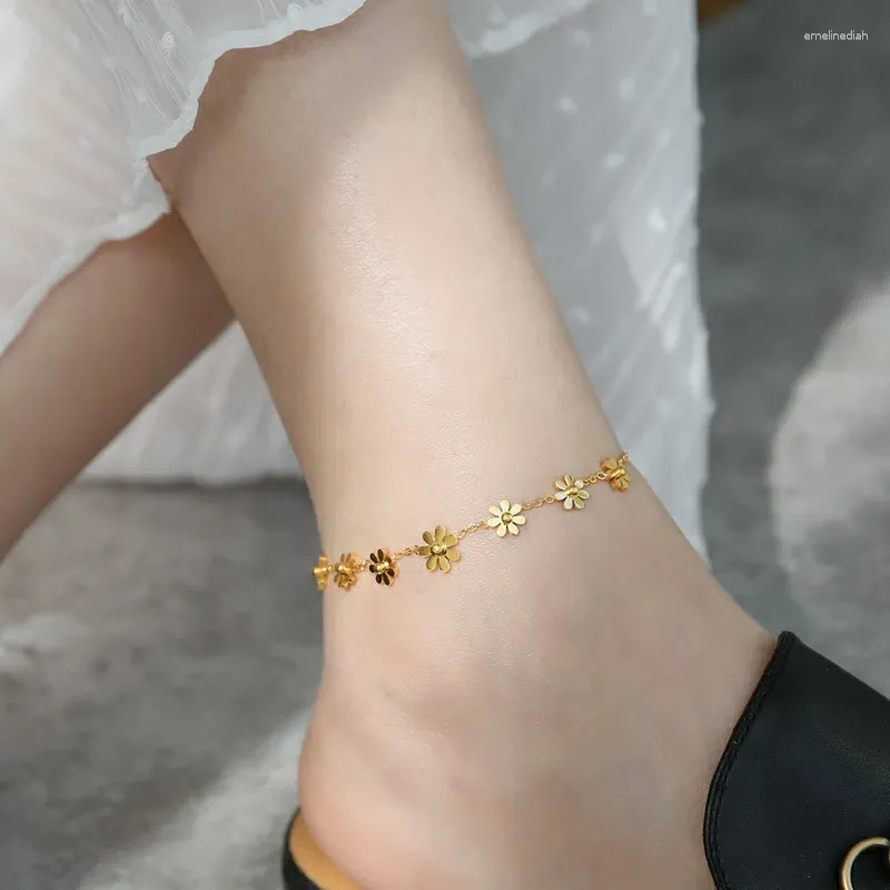 Korean Fashion Gold Daisy Flower Silver Anklets Malabar Gold For Women ...
