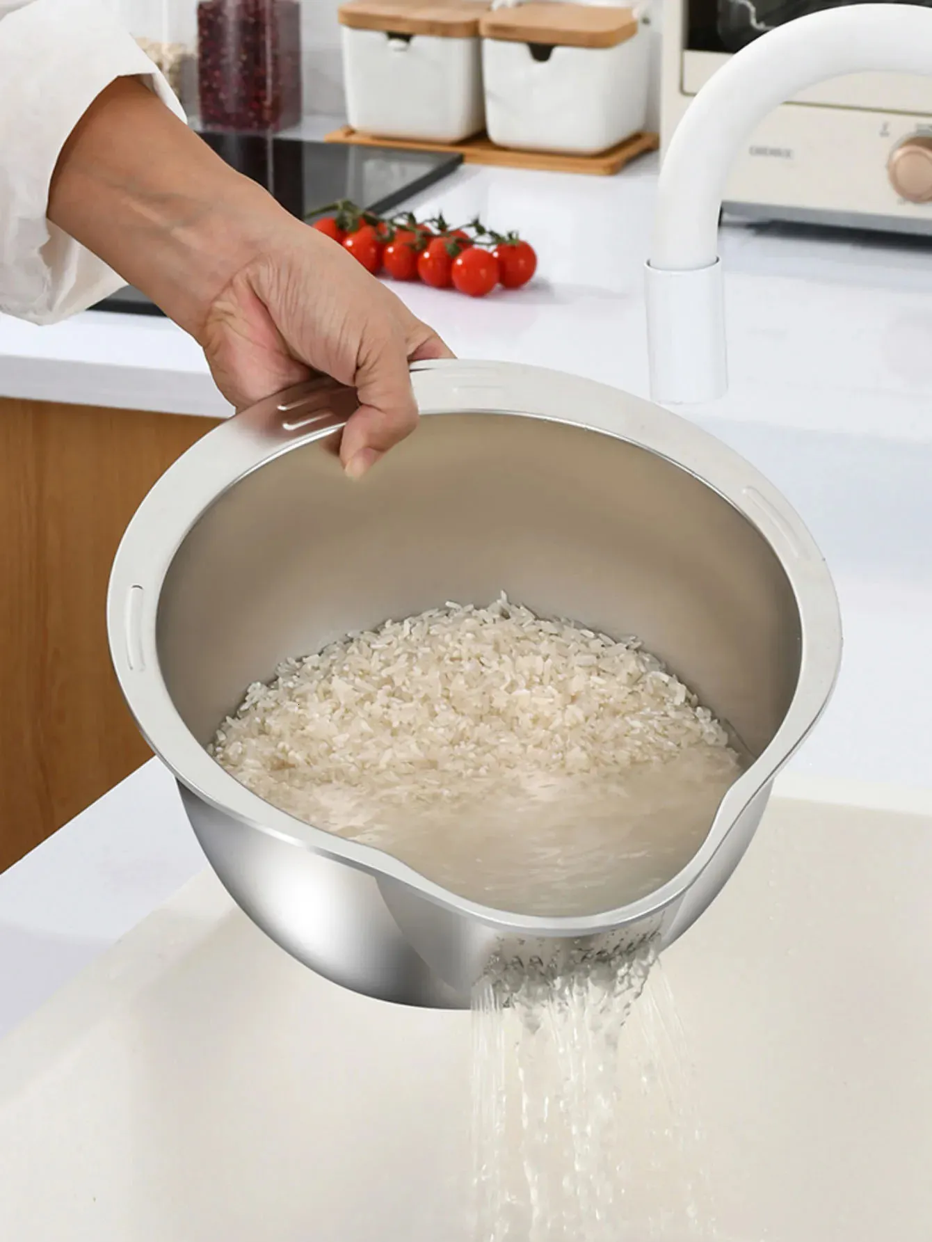 Rice Washer Strainer Bowl Stainless Steel Rice Washing Bowl with Handle ...