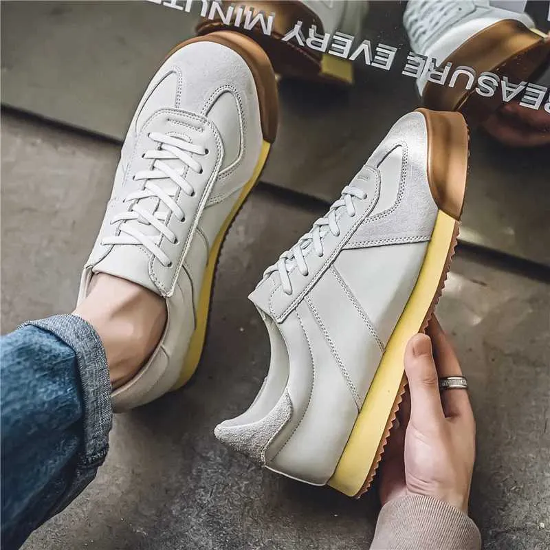 Men's Breathable Outdoor Sports Sneakers with Buckle Strap, PVC Upper ...