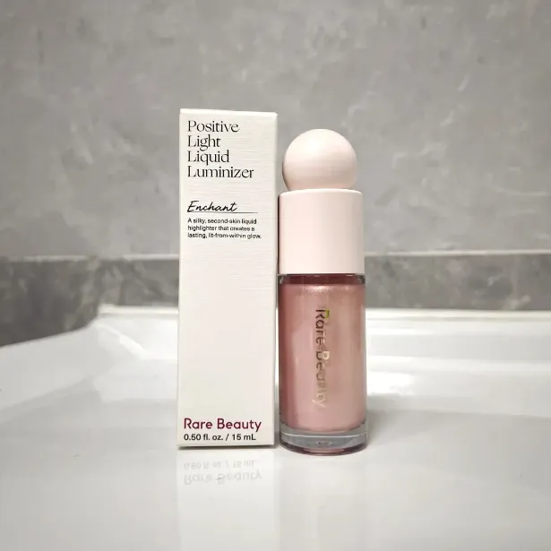 Rare Beauty Positive Light Liquid Luminizers Natural Face Highlighters ...