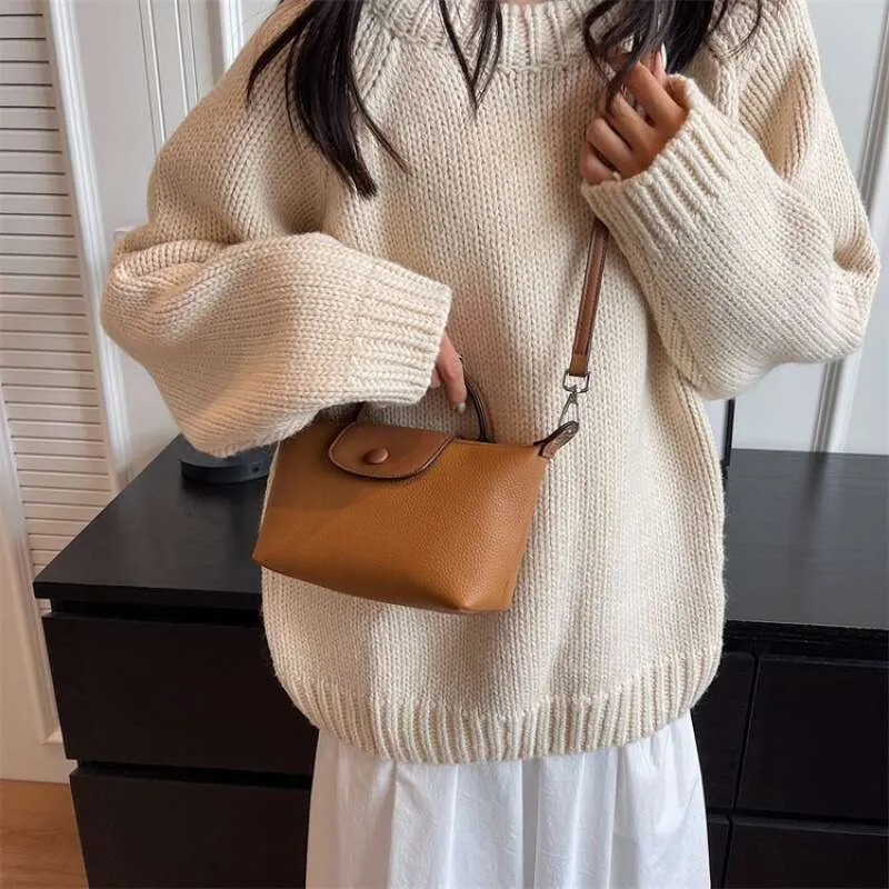 Trending Crossbody Bags For Women: Versatile & Stylish Fashion Bag From ...