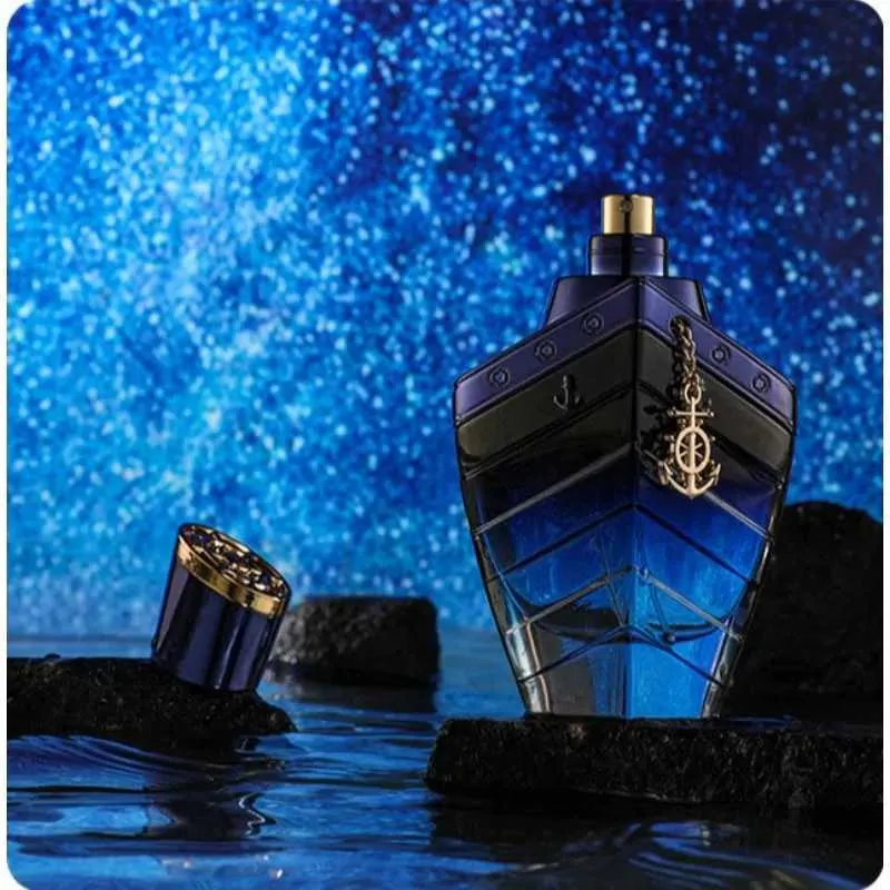 Intense Spicy Woody Fragrance For Men Azure Perfume With Saffron & Musk ...