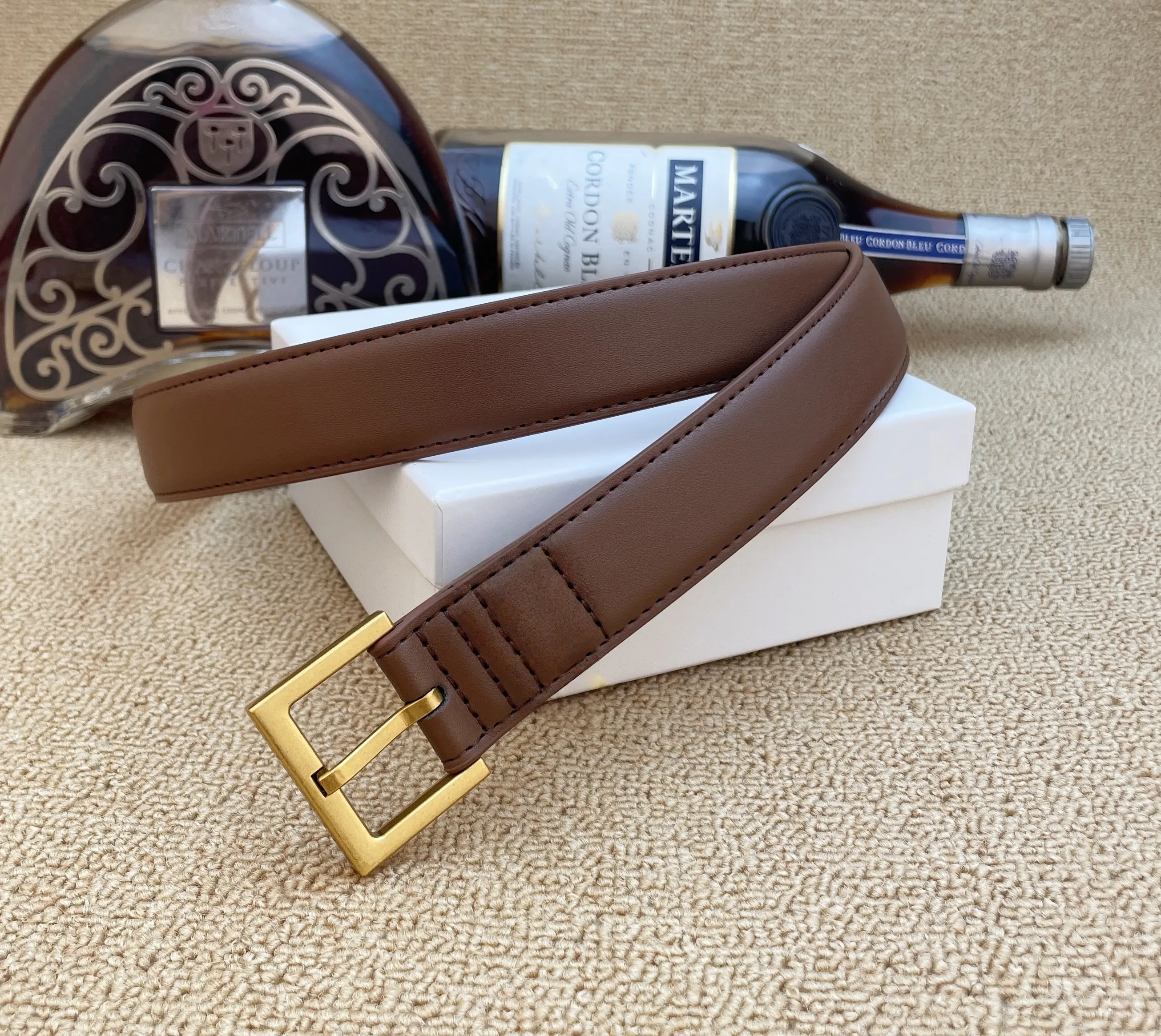 Fashion Belts For Women And Men, Stylish Designer Inspired Belts, Ideal ...