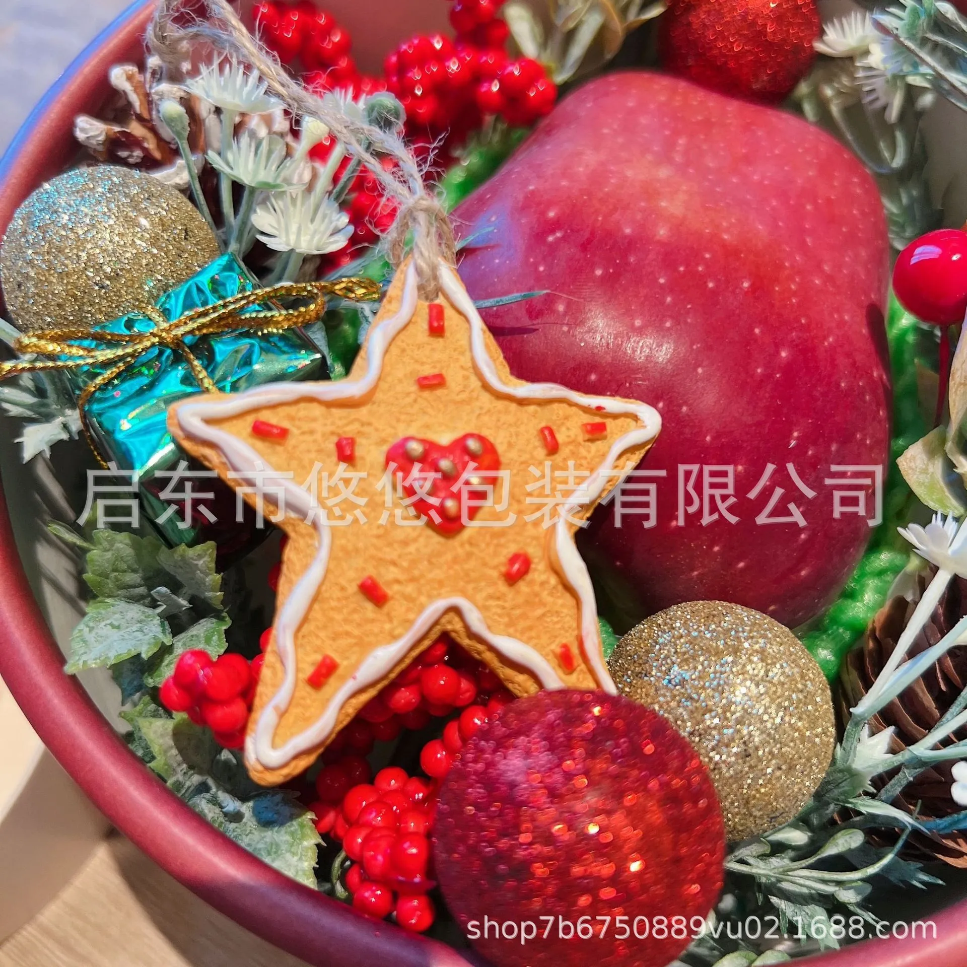 Small Resin Christmas Tree Decorations Snowflake Heart Pentagram ...