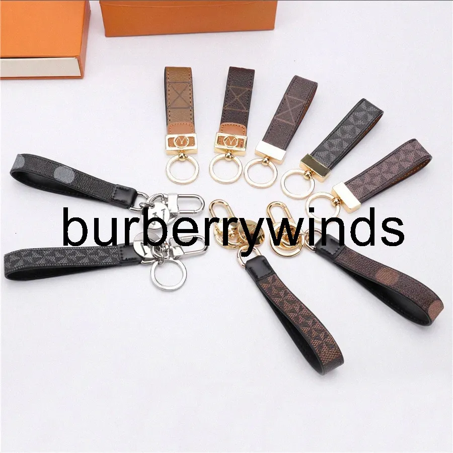 Luxury Designer Keychain Car Key Ring with Crystal Pillar Pattern ...
