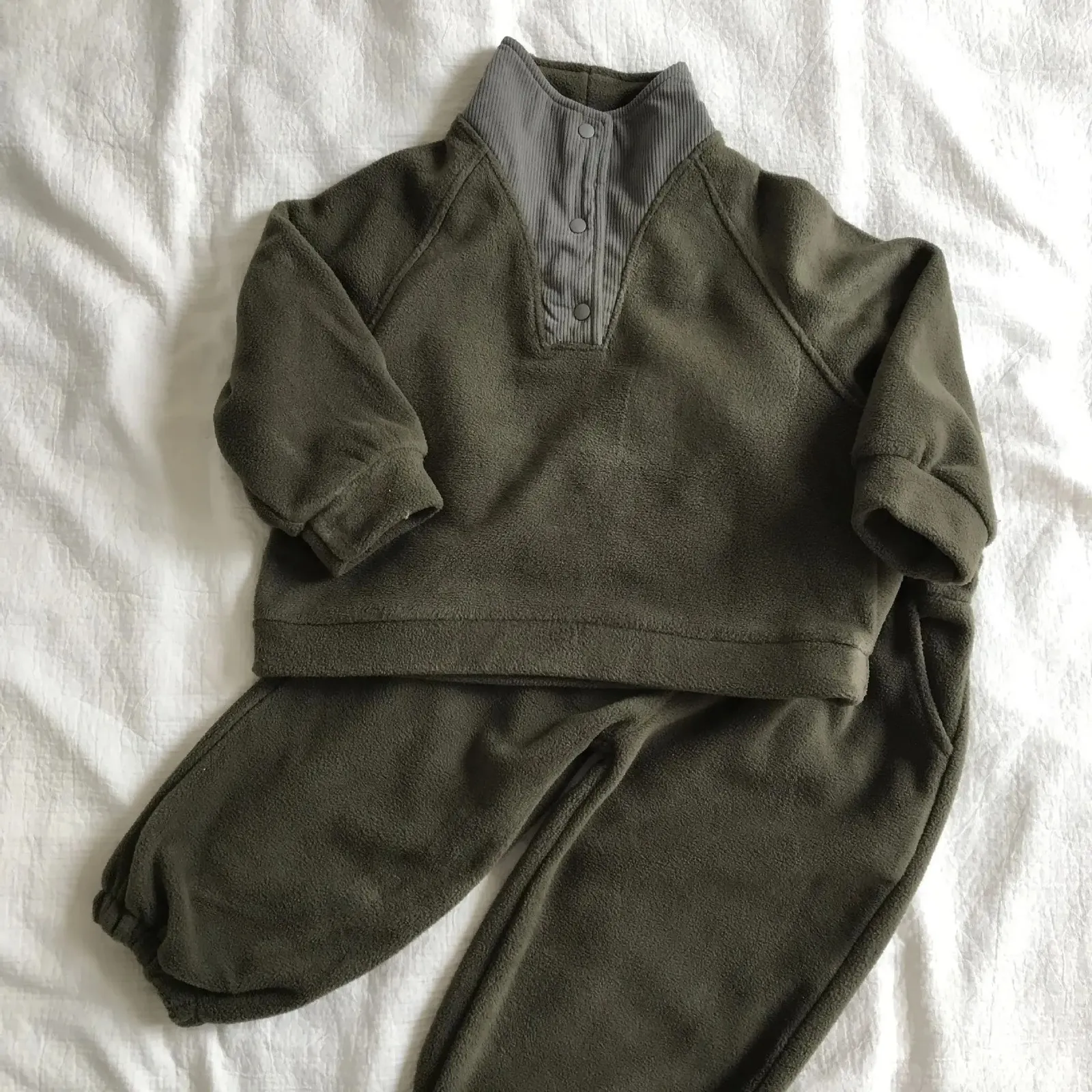 Winter Kids Fleece Tracksuit Set 2-Piece Warm Childrens Top and Bottom ...