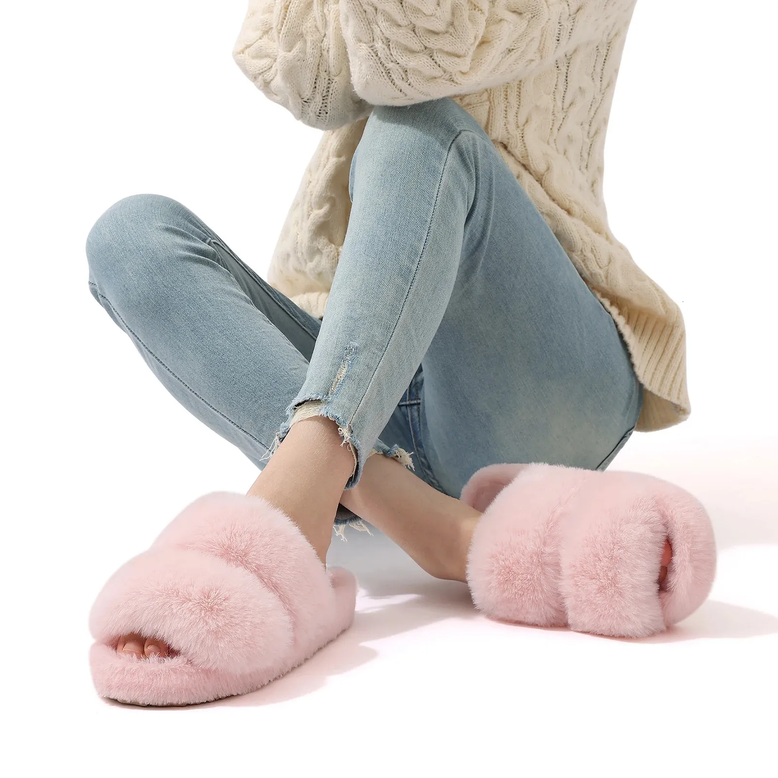 Eyriphy Women's Fuzzy Memory Foam Pull-On Flat Slippers for Winter ...
