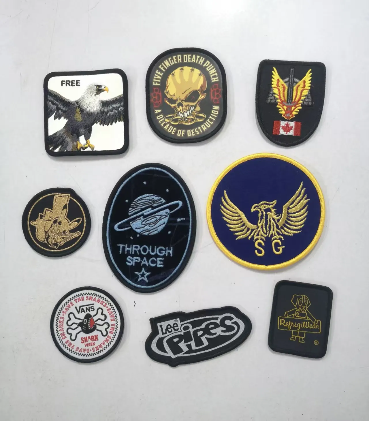 Custom Woven Label Patches Embroidered Fabric Heart-Shaped Badges for ...